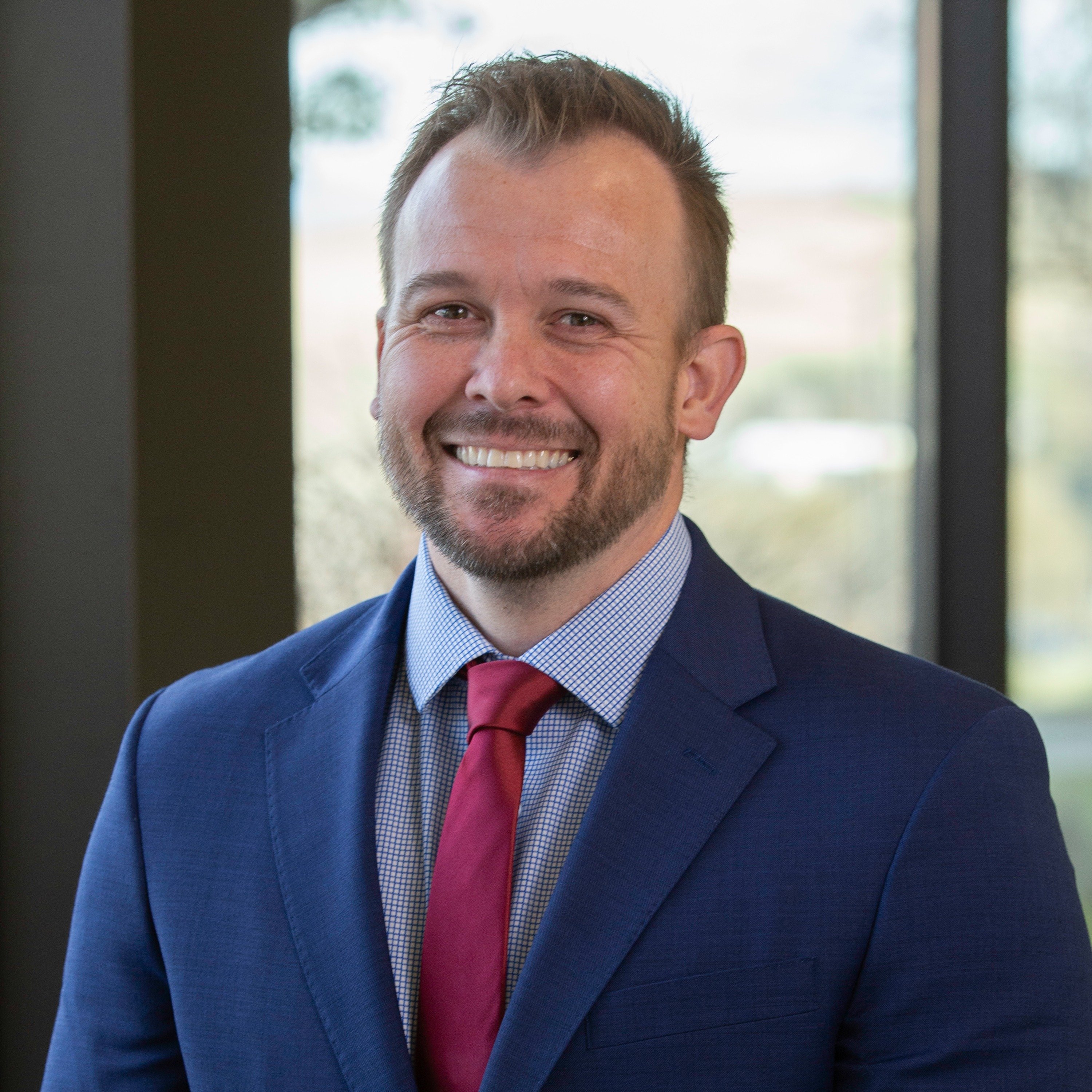 Pullman Regional and Inland Orthopaedics Expand Sports Medicine and Welcome Dr. Jesse Shaw